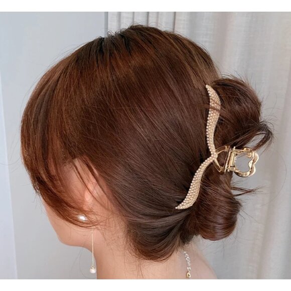 Pearl | Accessories | Elegant Pearl Rhinestone Wavy Hair Claw Clip ...